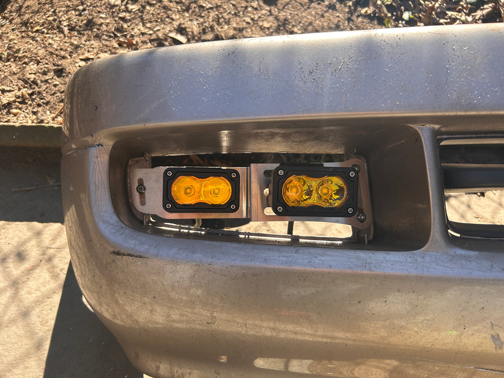 Lexus LX470 Fog Light Replacement Brackets – Go Xplore Basecamp