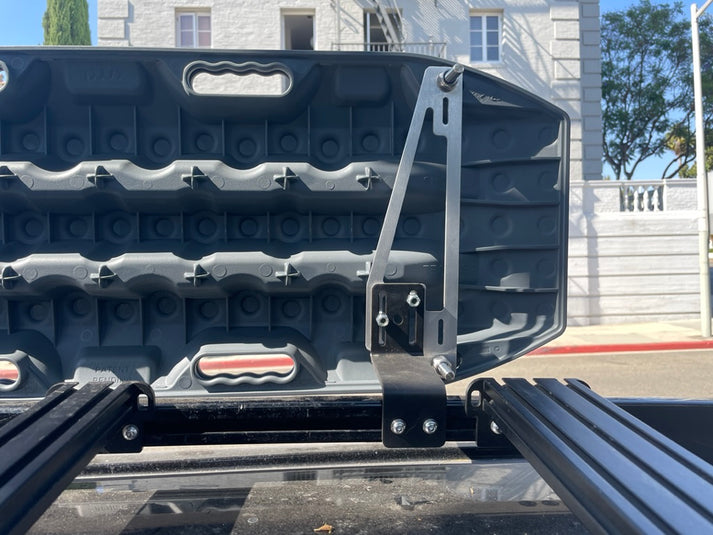 Universal Traction Board Mounting Brackets – Go Xplore Basecamp
